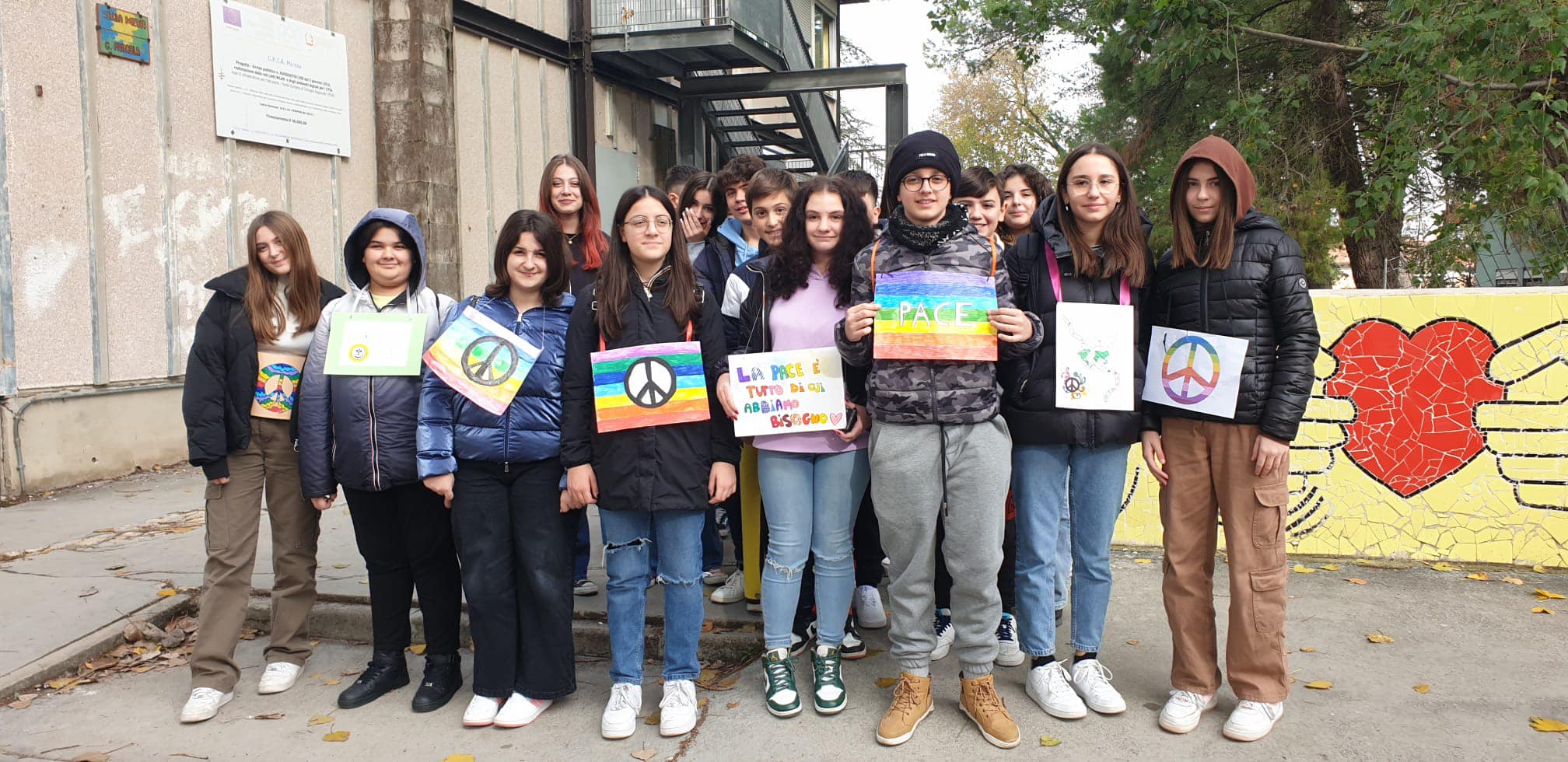 In marcia per la pace – Istituto Comprensivo Pascoli Matera