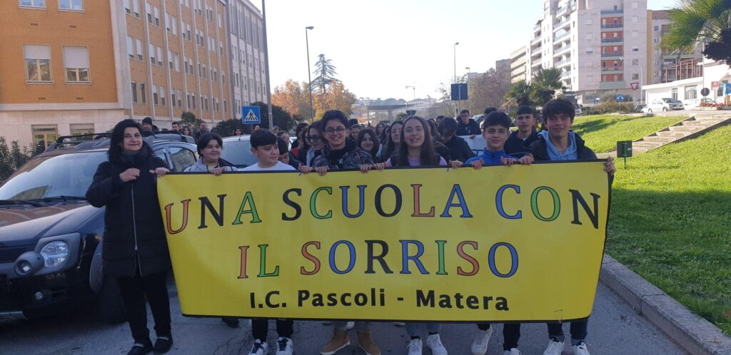 In marcia per la pace – Istituto Comprensivo Pascoli Matera
